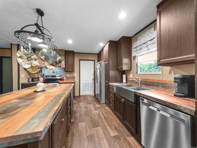 18401 W Highway 28
