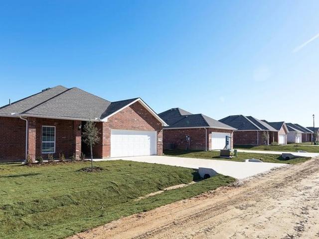 18409 County Road 4001, Mabank, TX 75147