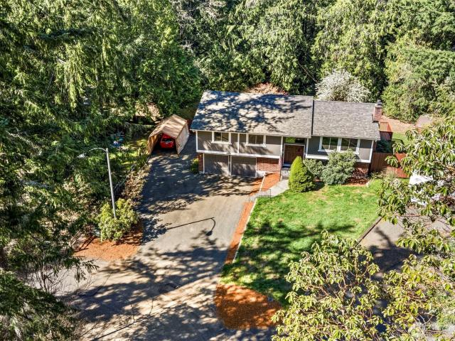 1840 NW Marmot Circle
