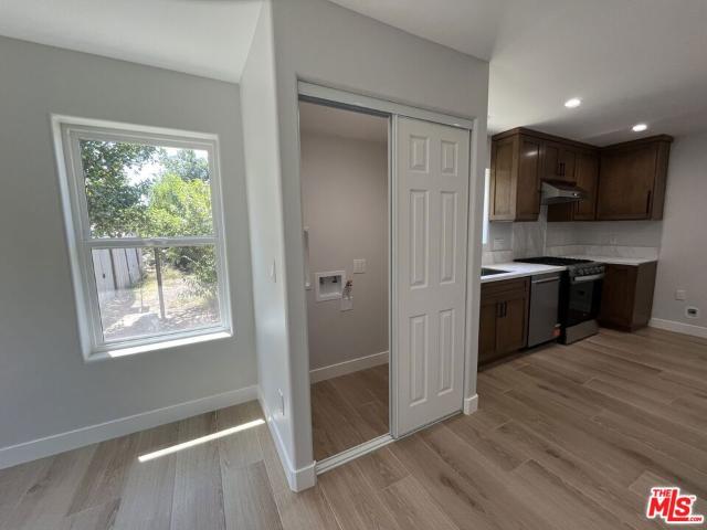 1840 Deodora Street