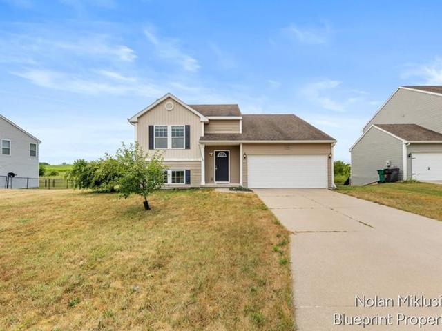 1840 Greenview Ct, Zeeland, MI 49464