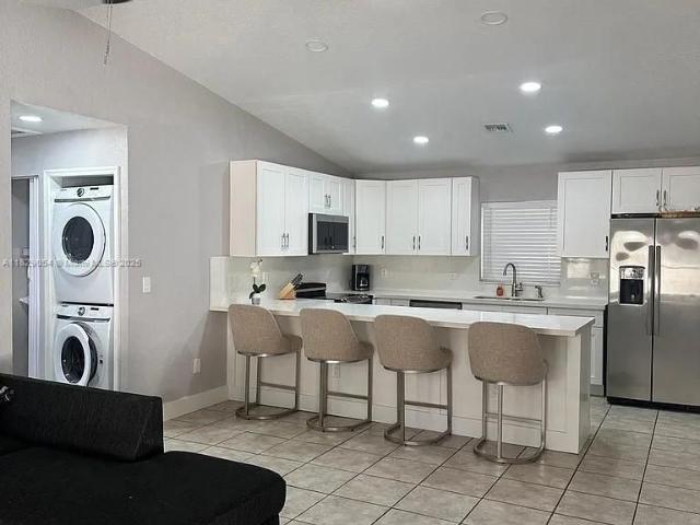 1840 Jefferson St, Hollywood, FL