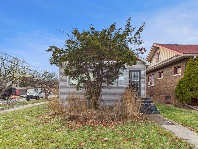 1840 S 7th Ave, Maywood, IL 60153