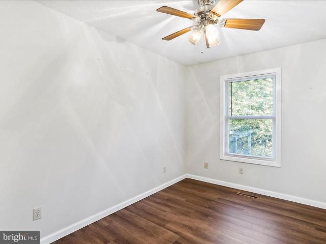 1840 Shade Lane