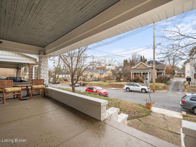 1840 Sherwood Ave 2