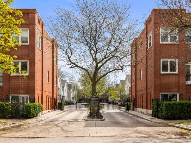 1840 W Diversey Pkwy, Unit B, Chicago, IL 60614 | MLS #12622 | Compass