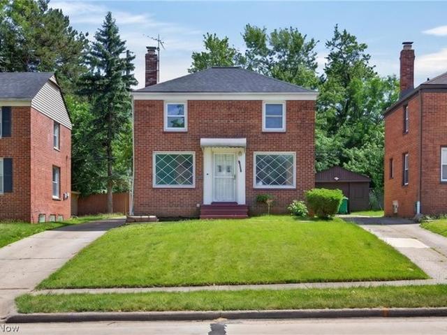18412 Waterbury Ave, Maple Heights, OH 44137