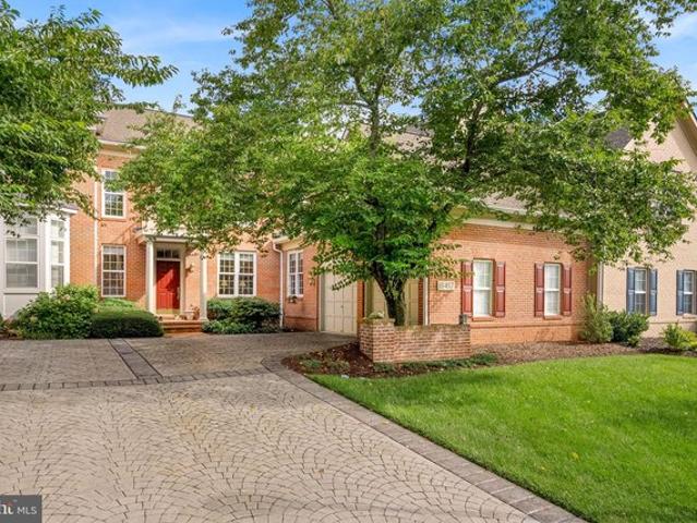 18417 Lanier Island Sq, Leesburg, VA 20176