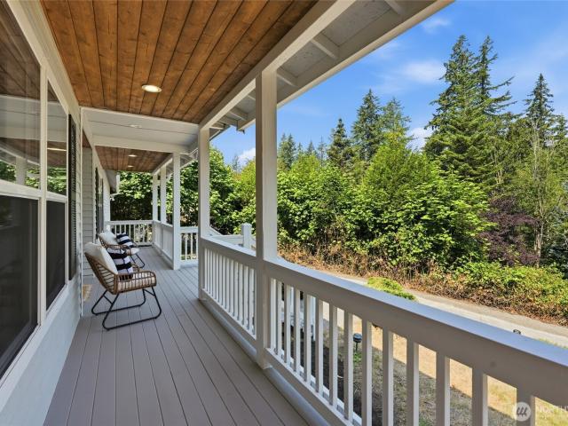18414 Meadow Lake Road
