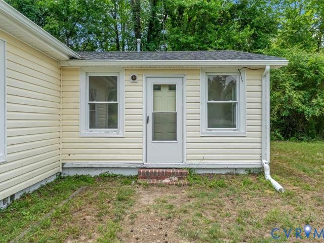 18415 James River Drive