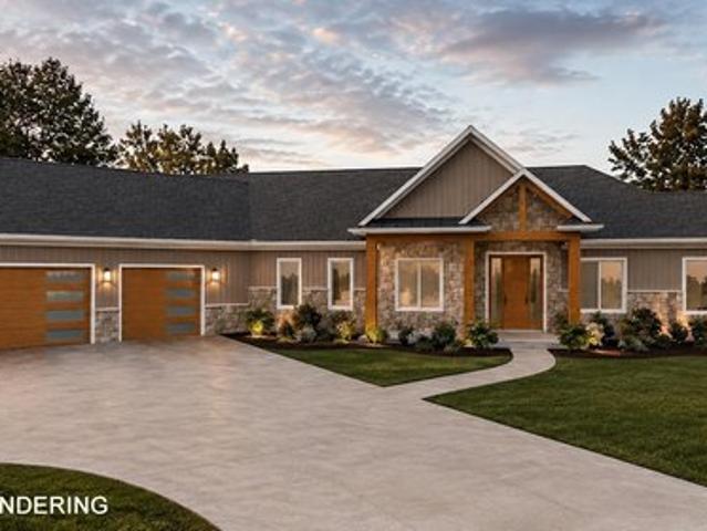 18416 Donegal Dr, South Bend, IN 46637