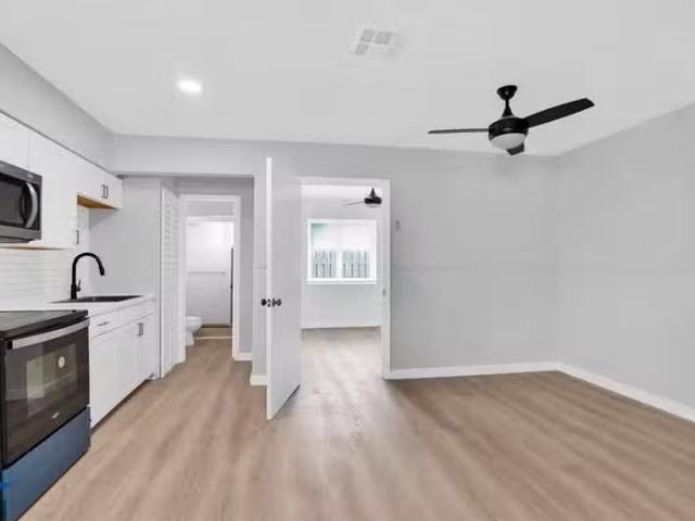 1841 Adams St, Unit 2, Hollywood, FL 33020 MLS #F10519514