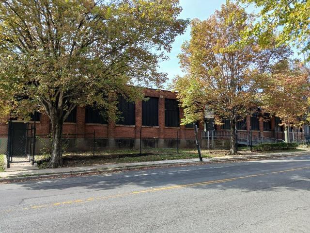 1841 Broad LLC 1 Bedroom Apartment for Rent at 1841 Broad St, Hartford, CT 06114 Barry Square