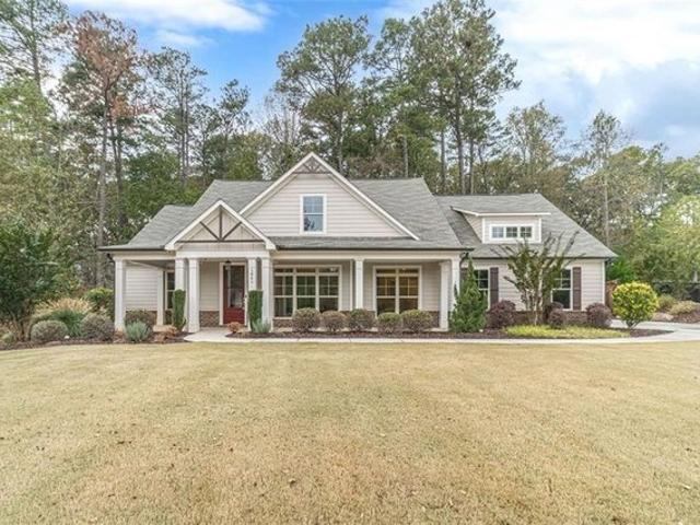 1841 Hidden Creek Dr, Hoschton, GA 30548