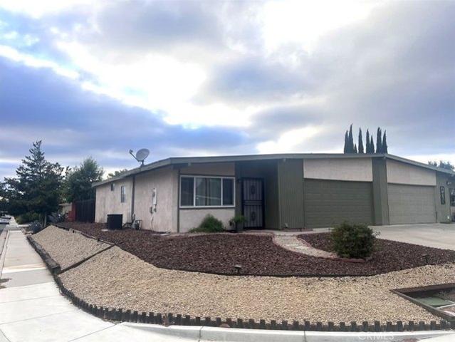 1841 Lark Ellen Dr, Paso Robles, CA 93446