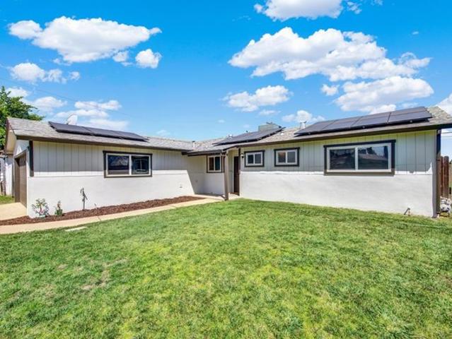 1841 Park Cir, Marysville, CA 95901