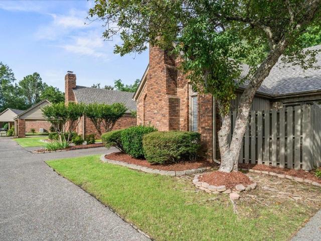 1841 park trail dr