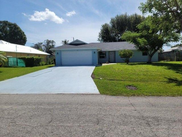 1841 SE Camden St, Port Saint Lucie, FL 34952