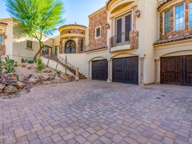 18425 W Santa Irene Dr, Goodyear, AZ 85338 | MLS #6958 | Compass