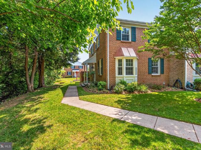 1842 Aberdeen Circle