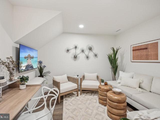 1842 Arbor Place Drive # 44E