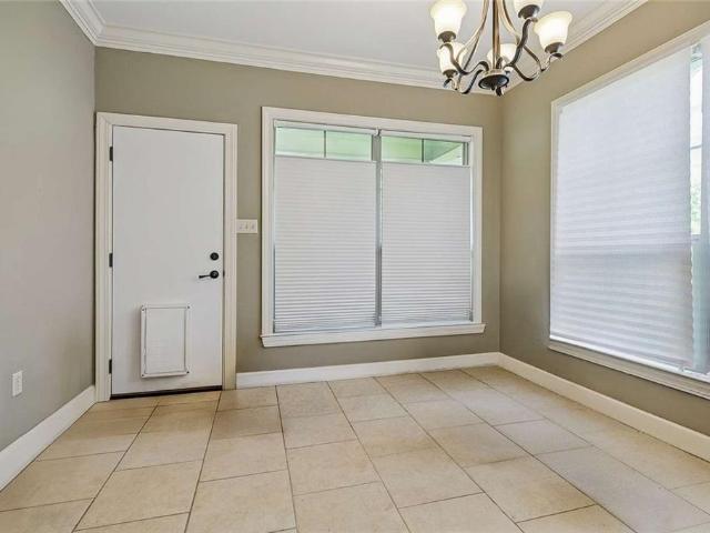 1842 W Carriage House Drive