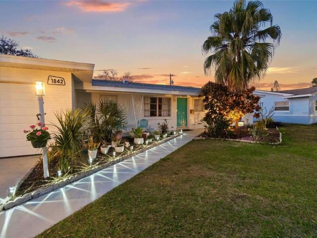 1842 59th Way N, St. Petersburg, FL 33710 | MLS #TB8463 | Compass