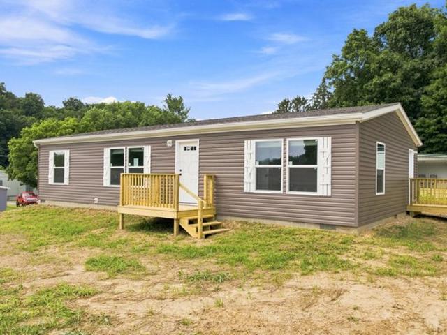 18430 Laurel St, Laurelville, OH 43135