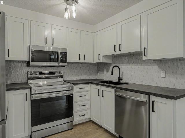 18435 ne glisan st # 10