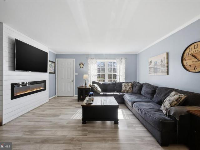 18438 Beazley Lane