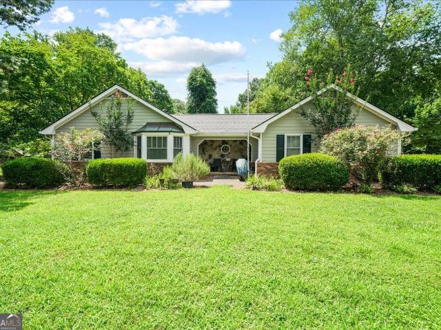 1843 Mountain Creek Drive