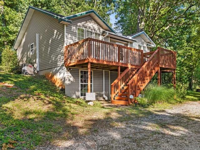 1843 County Farm Rd, Cassville, MO 65625