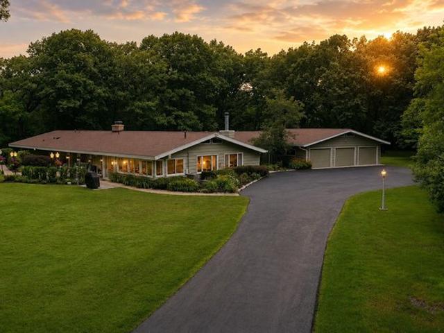 1843 Hanover Ln, Flossmoor, IL 60422