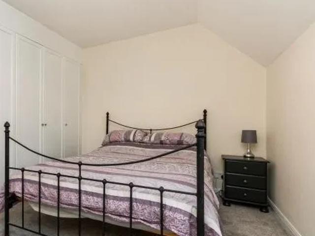 184 194 St Leonard's Road, Bromley by Bow, London, E14 6PW, United Kingdom | 4 bed apartment for rent #154589827 | Rentberry