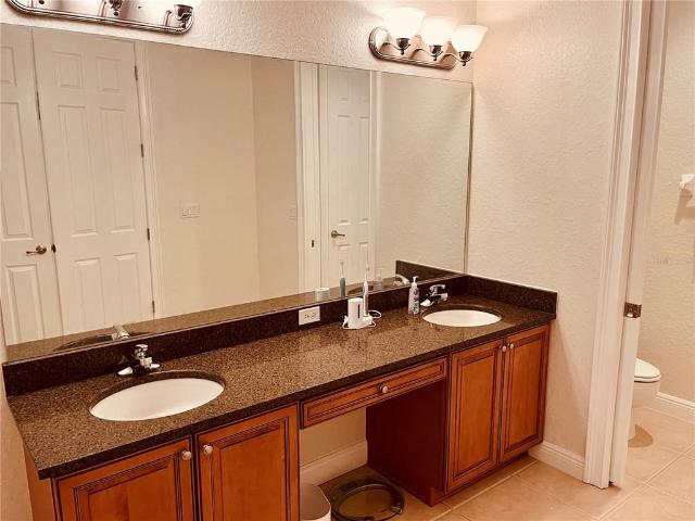 184 Banyan Bay Dr, St. Petersburg, FL 33705 | MLS #TB8384