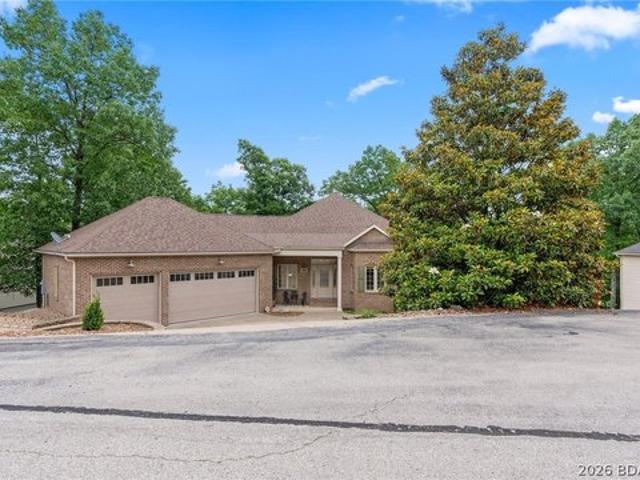 184 Guinevere Ct, Camdenton, MO 65020