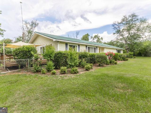 184 Davis Road