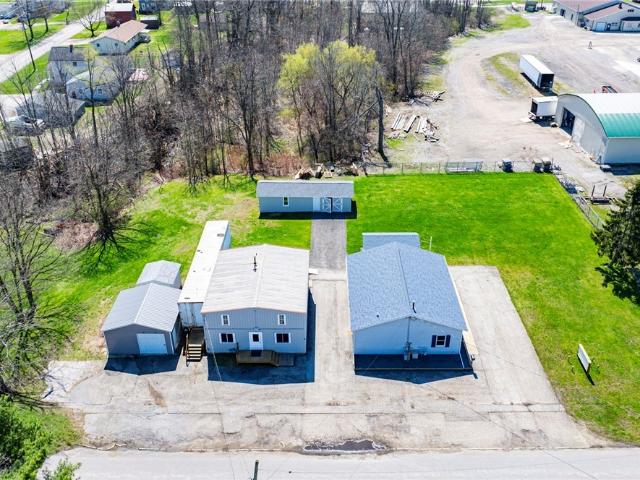 184 E Walnut Street