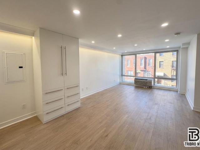 184 Eagle Street 2D