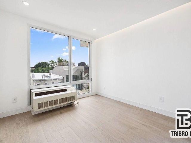 184 Eagle Street 4B