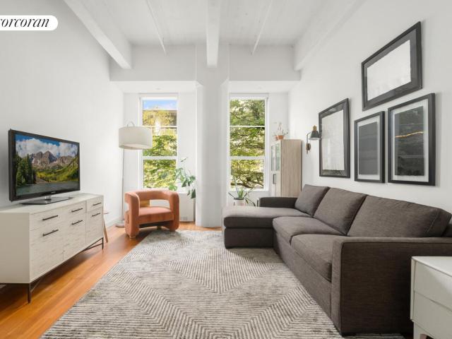 184 Kent Avenue, Brooklyn, NY