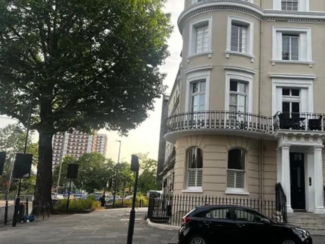 184 Holland Park Avenue, London, W11 4SY, United Kingdom | 1 bed apartment for rent #168064826 | Rentberry
