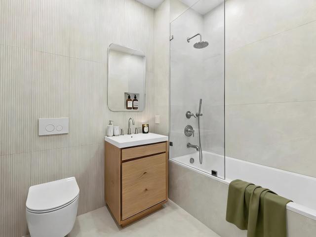 184 Hawthorne Street, Unit 1A