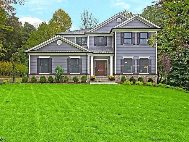 184 Hickory Tavern Rd, Long Hill Township, NJ 07933