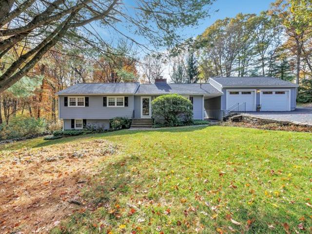 184 Hurd Rd, Trumbull, CT 06611