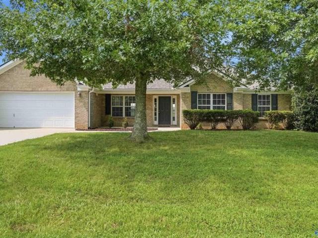 184 Oakcrest Rd, Huntsville, AL 35811