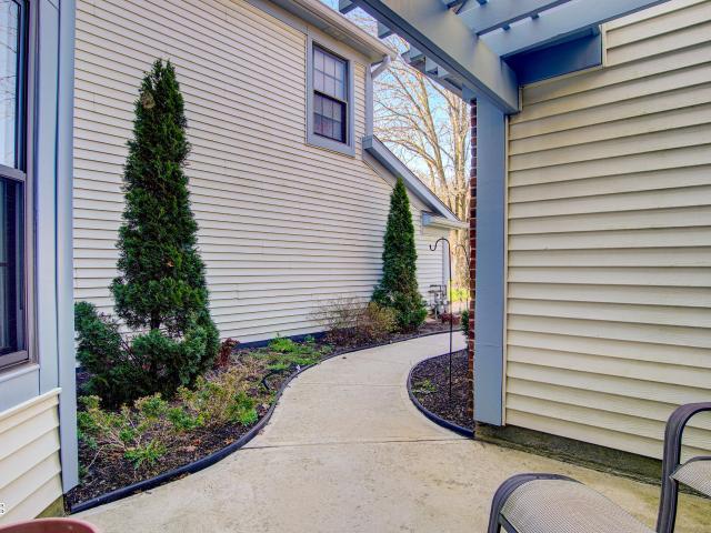 184 Old Orchard Lane