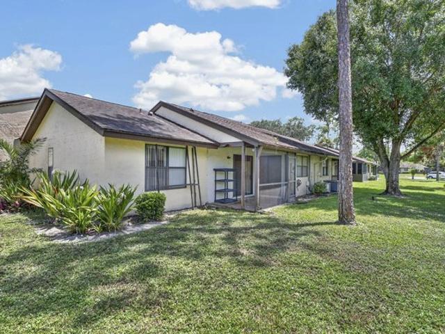 184 Mastic Tree Ct, Royal Palm Beach, FL 33411