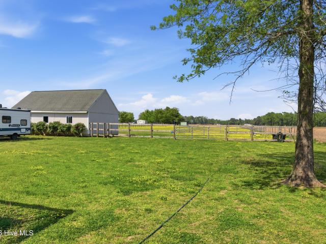 184 S Currituck Road
