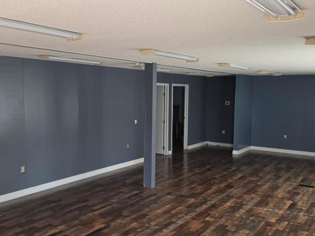 184 Shoppers Drive